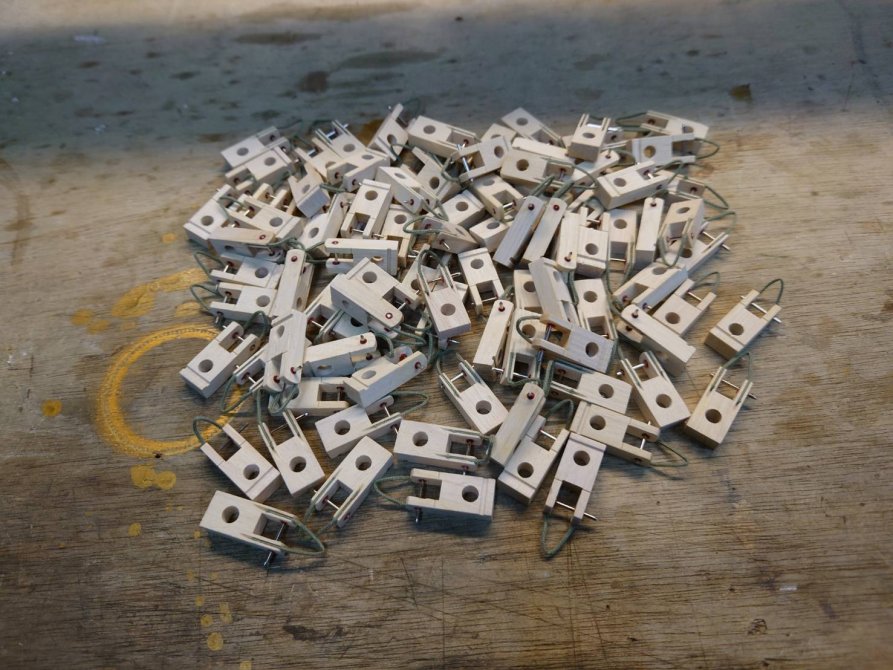 Boston GP 響板ニス塗り3回目と、ヤマハU3Aバットフレンジ交換修理 : 猫好き調律師、杉本由紀（すぎもとよしのり）おやじのつぶやき