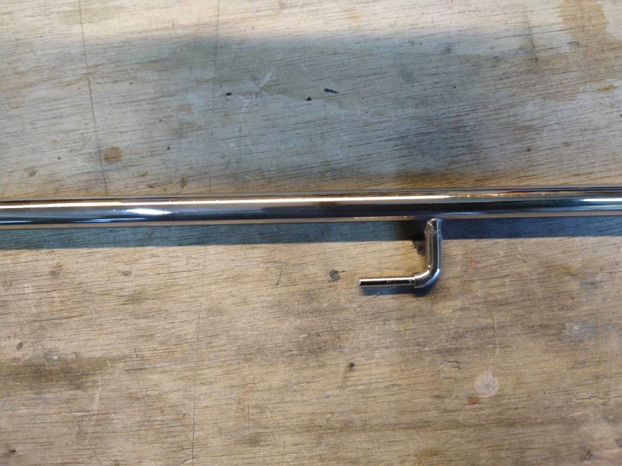 Boston GP 響板ニス塗り3回目と、ヤマハU3Aバットフレンジ交換修理 : 猫好き調律師、杉本由紀（すぎもとよしのり）おやじのつぶやき