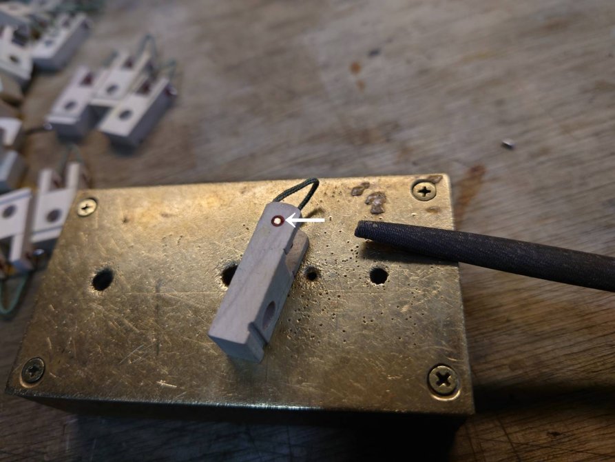 Boston GP 響板ニス塗り3回目と、ヤマハU3Aバットフレンジ交換修理 : 猫好き調律師、杉本由紀（すぎもとよしのり）おやじのつぶやき