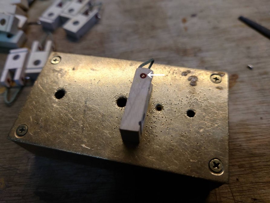 Boston GP 響板ニス塗り3回目と、ヤマハU3Aバットフレンジ交換修理 : 猫好き調律師、杉本由紀（すぎもとよしのり）おやじのつぶやき