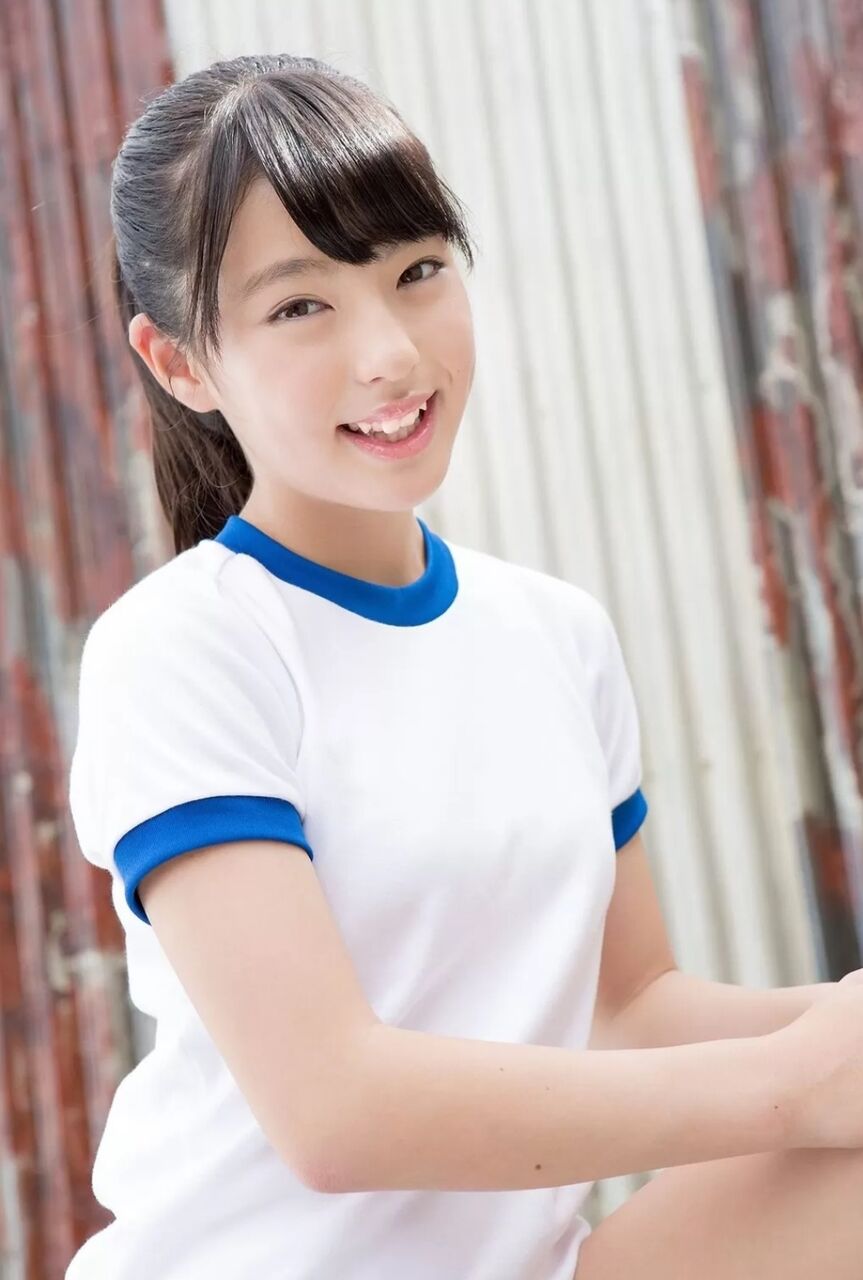 結城響3 : 美少女画像倉庫