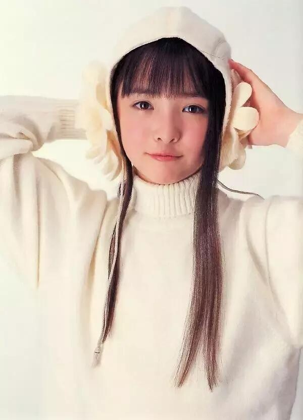 斉藤麻衣 : 美少女画像倉庫