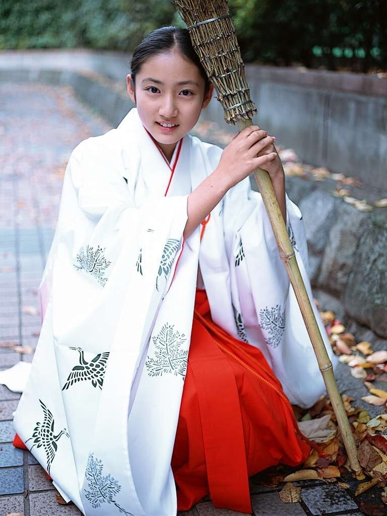 入江紗綾2 : 美少女画像倉庫