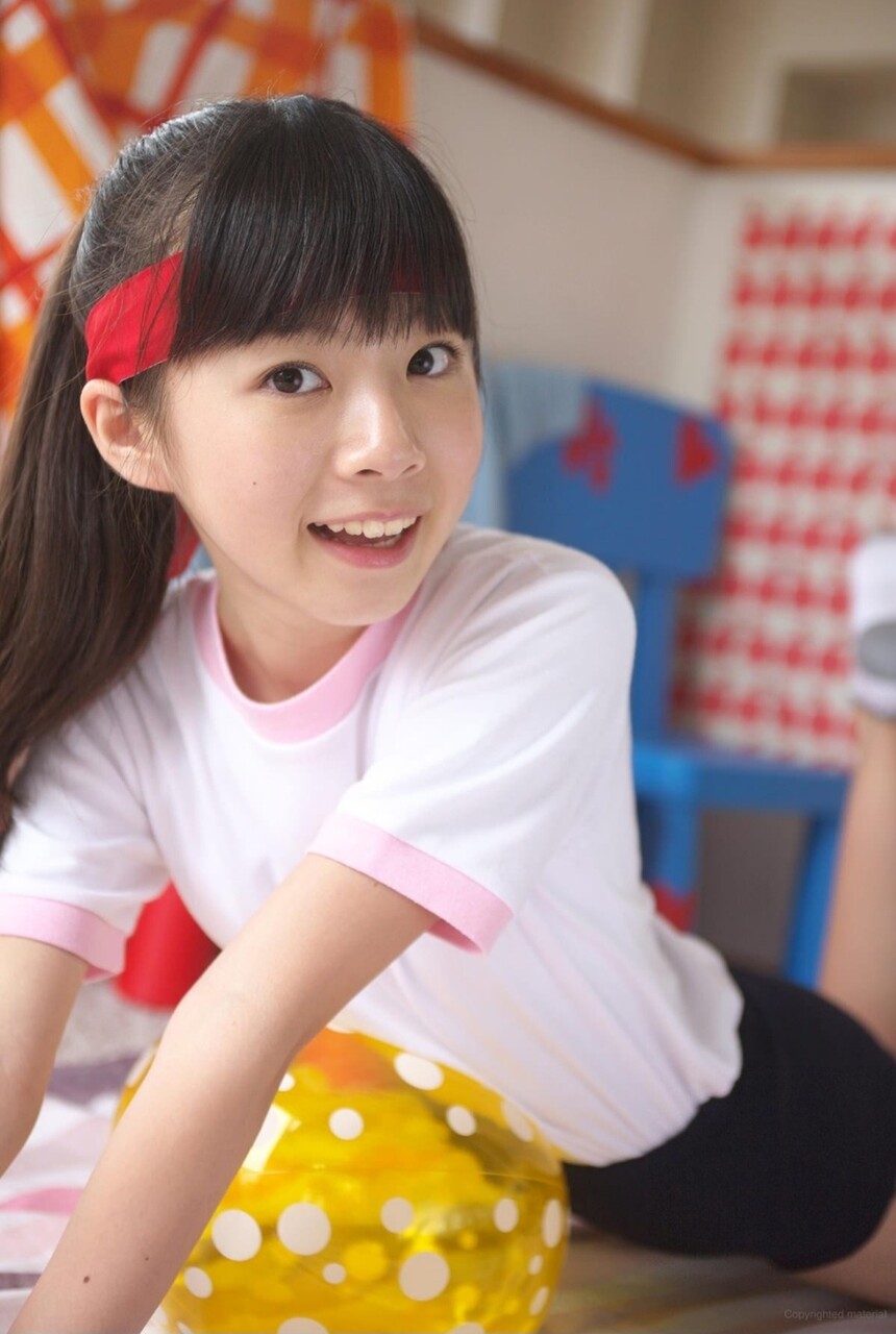 七緒らん : 美少女画像倉庫