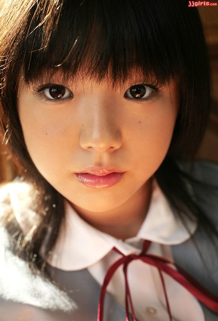 篠崎愛3 : 美少女画像倉庫