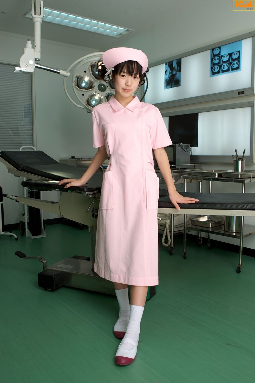 新実菜々子 : 美少女画像倉庫