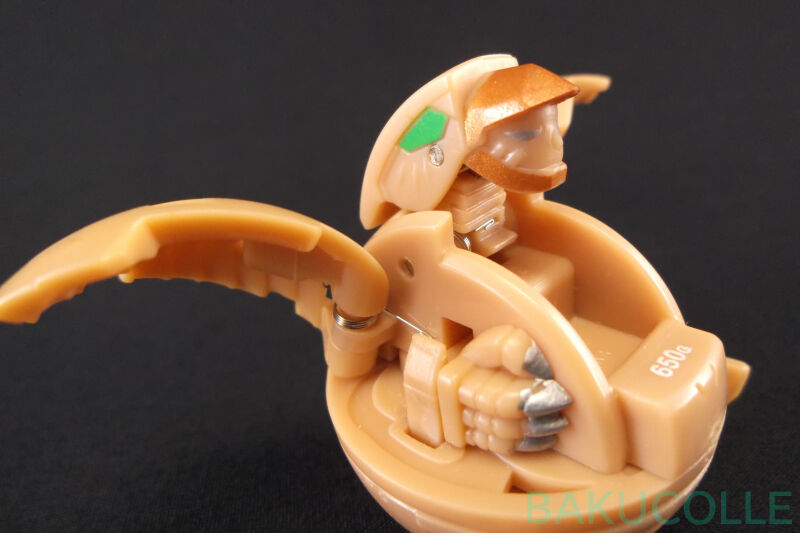 スピン・クロウ SPIN RAVENOID 土属性 SPECIAL ATTACK : 爆丸コレクション