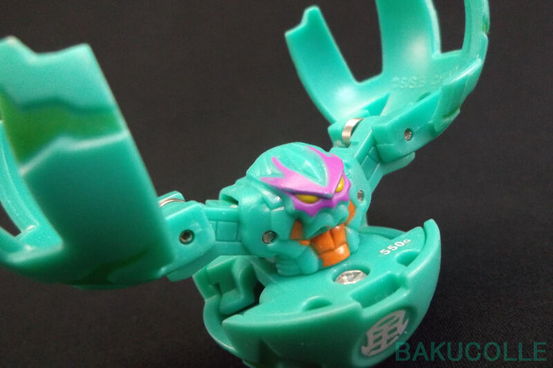 ゼフィロス・シュレッダー VENTUS FEAR RIPPER 風属性 非正規品 : 爆丸コレクション