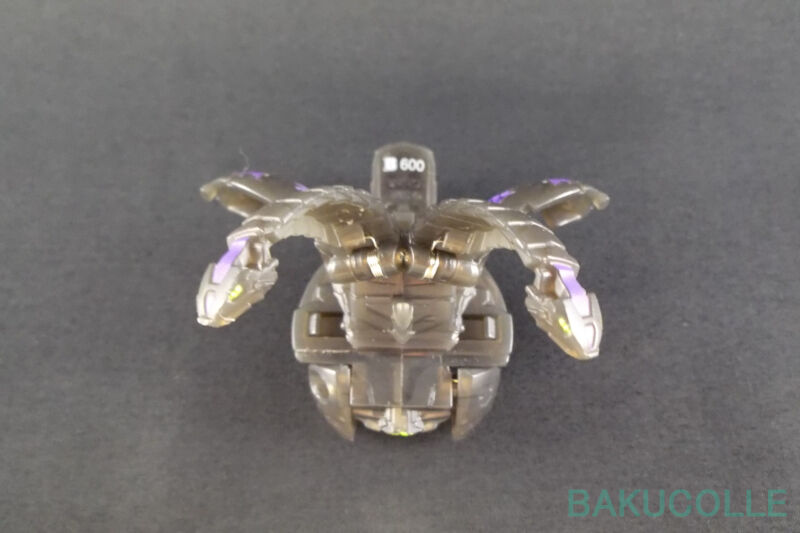 ダーカス・ニリアス DARKUS NILLIOUS 闇属性(TRANSLUCENT) MYTHIC PACK : 爆丸コレクション