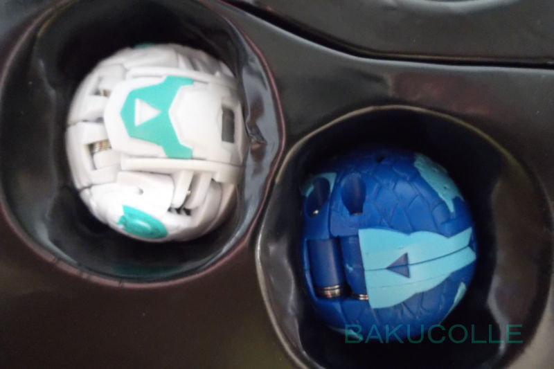 パイラス・ハイドロスDX PYRUS HYDOROUS(ULTRA) 火属性 STARTER SET : 爆丸コレクション