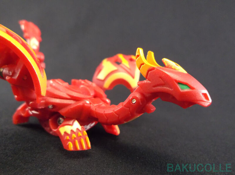ノヴァ・ダラク PYRUS DHARAK 火属性 BAKUTRIAD : 爆丸コレクション