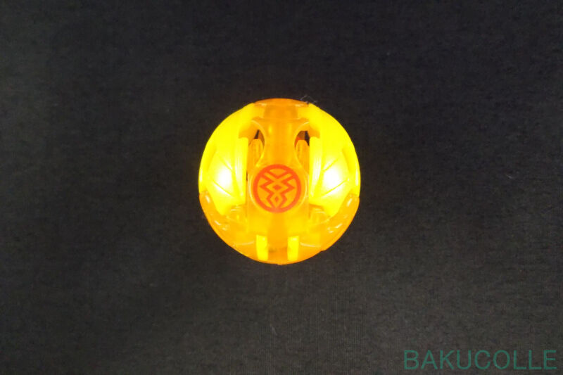 パイラス・ナノ・スレッジ PYRUS NANO SLEDGE 火属性(NANOGAN) PLATINUM POWER UP : 爆丸コレクション