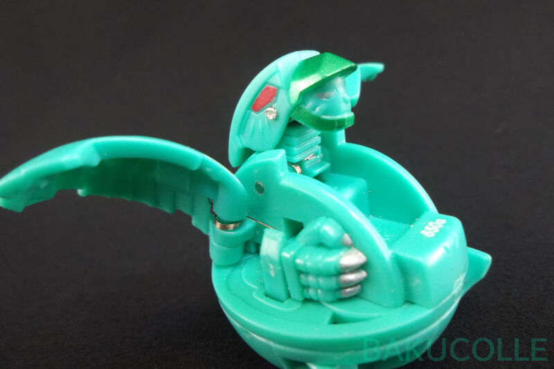 ゼフィロス・スピン・クロウ VENTUS SPIN RAVENOID 風属性 SPECIAL ATTACK : 爆丸コレクション