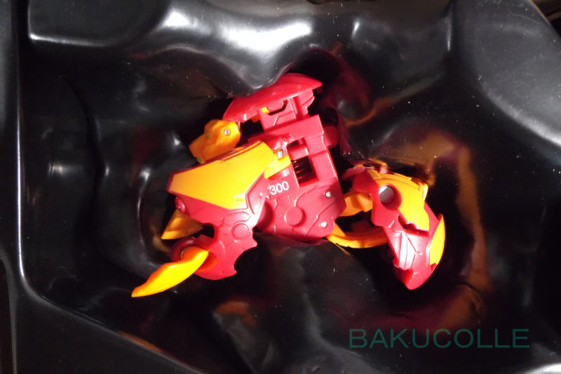 パイラス・ハイドロスDX PYRUS HYDOROUS(ULTRA) 火属性 STARTER SET : 爆丸コレクション