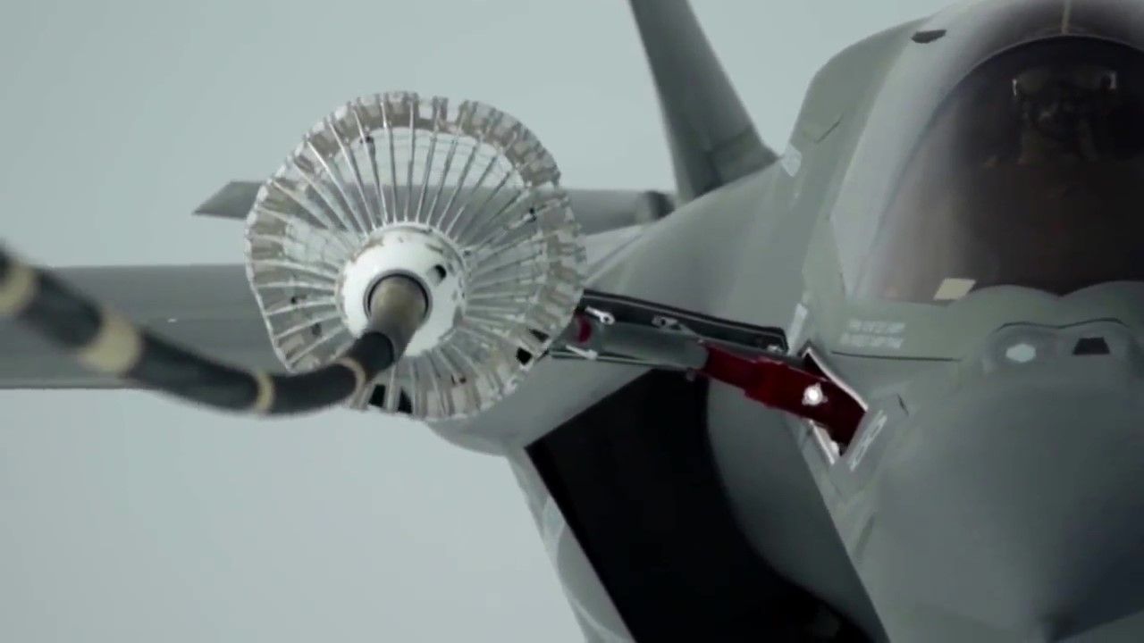 F35B、40機態勢へ 次期中期防では20機調達 空母化「いずも」と一体運用 : はに～の日々