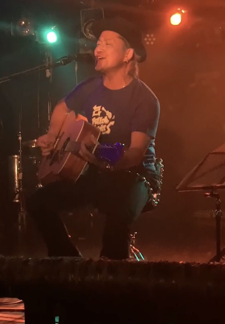 己 STYLE : 2022年09月