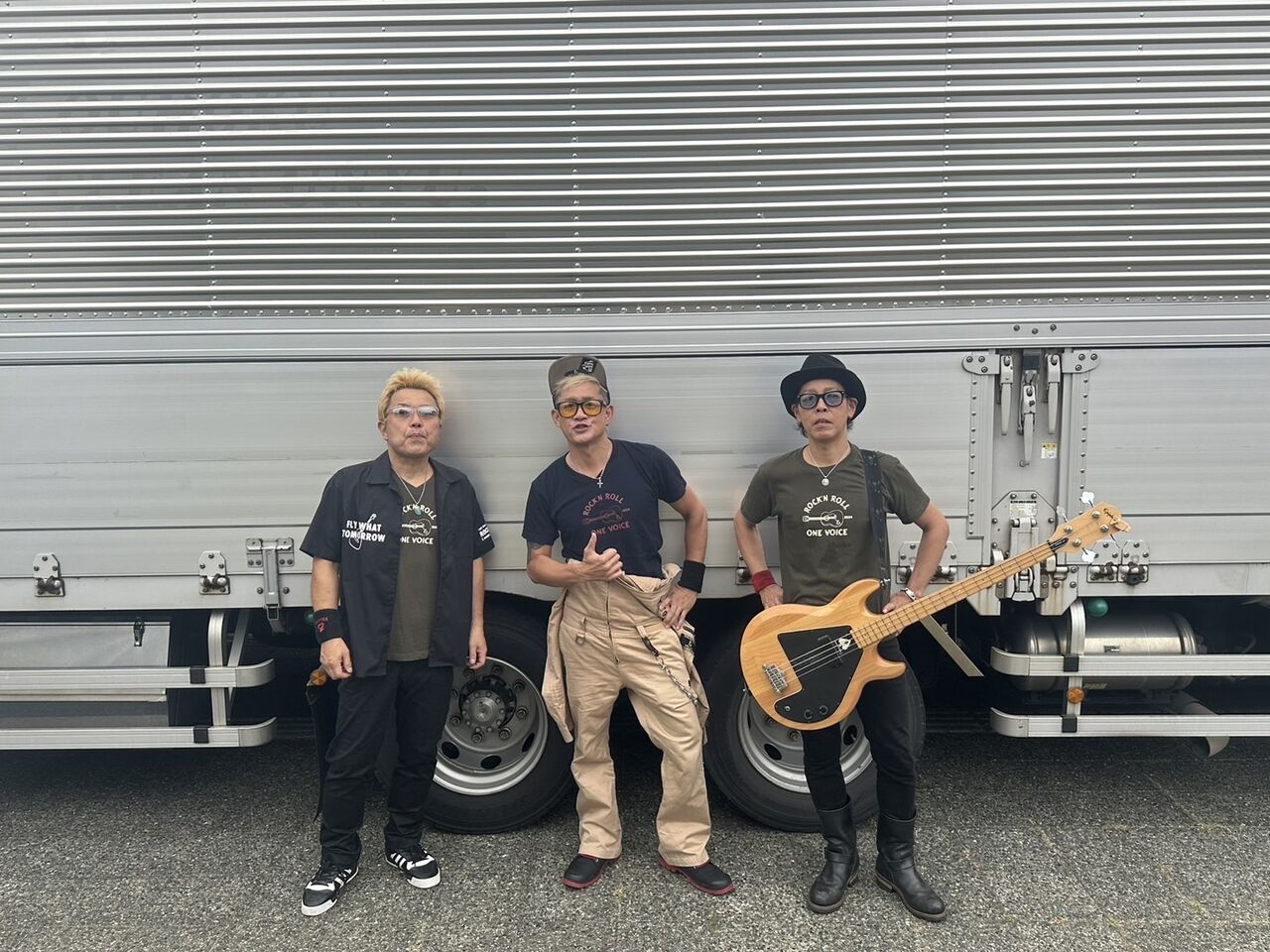 己 STYLE : 2025年02月