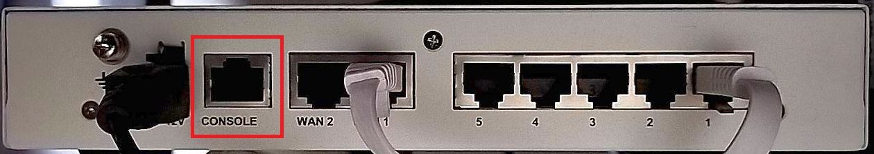 【FortiGate】コンソールポートとUSB接続するケーブル : RISS Blog