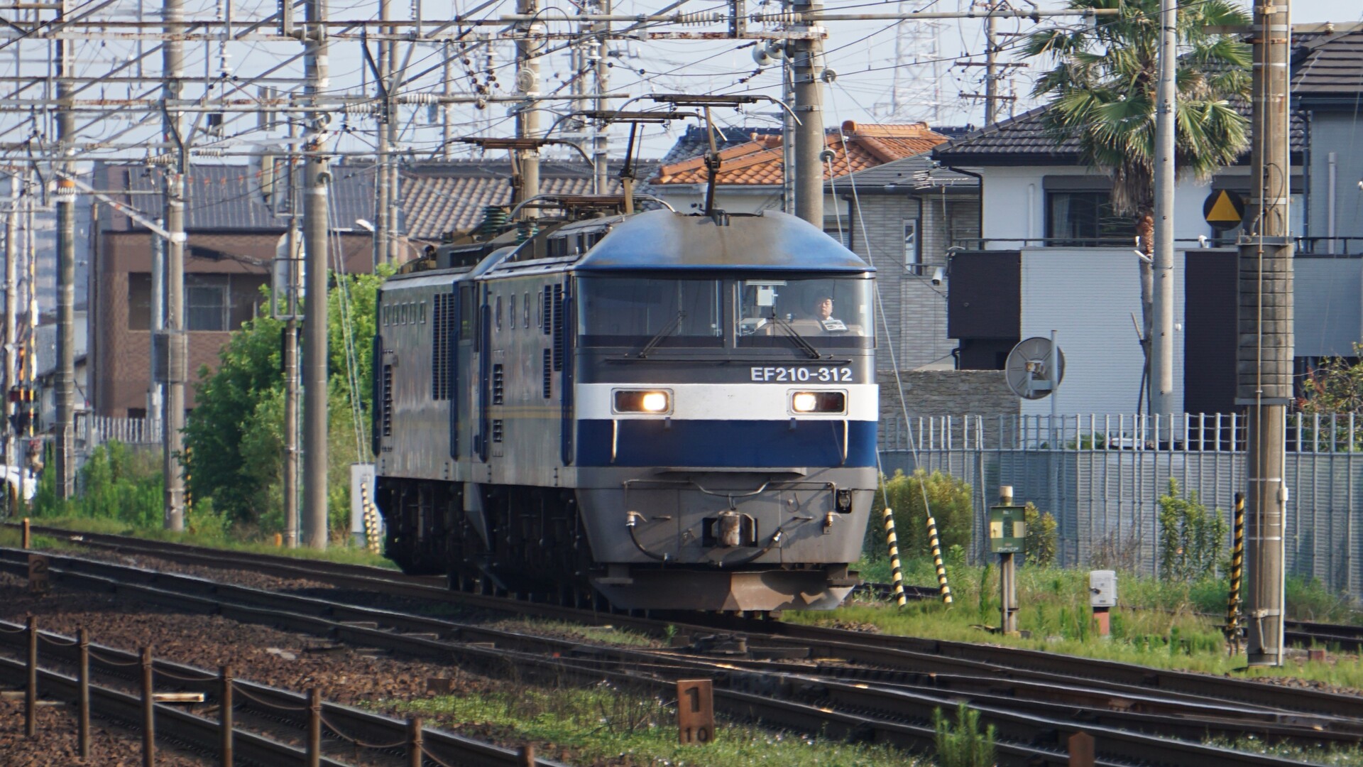 2025年7月7日 今朝の写真 EF510-502と15 : Rail Scope