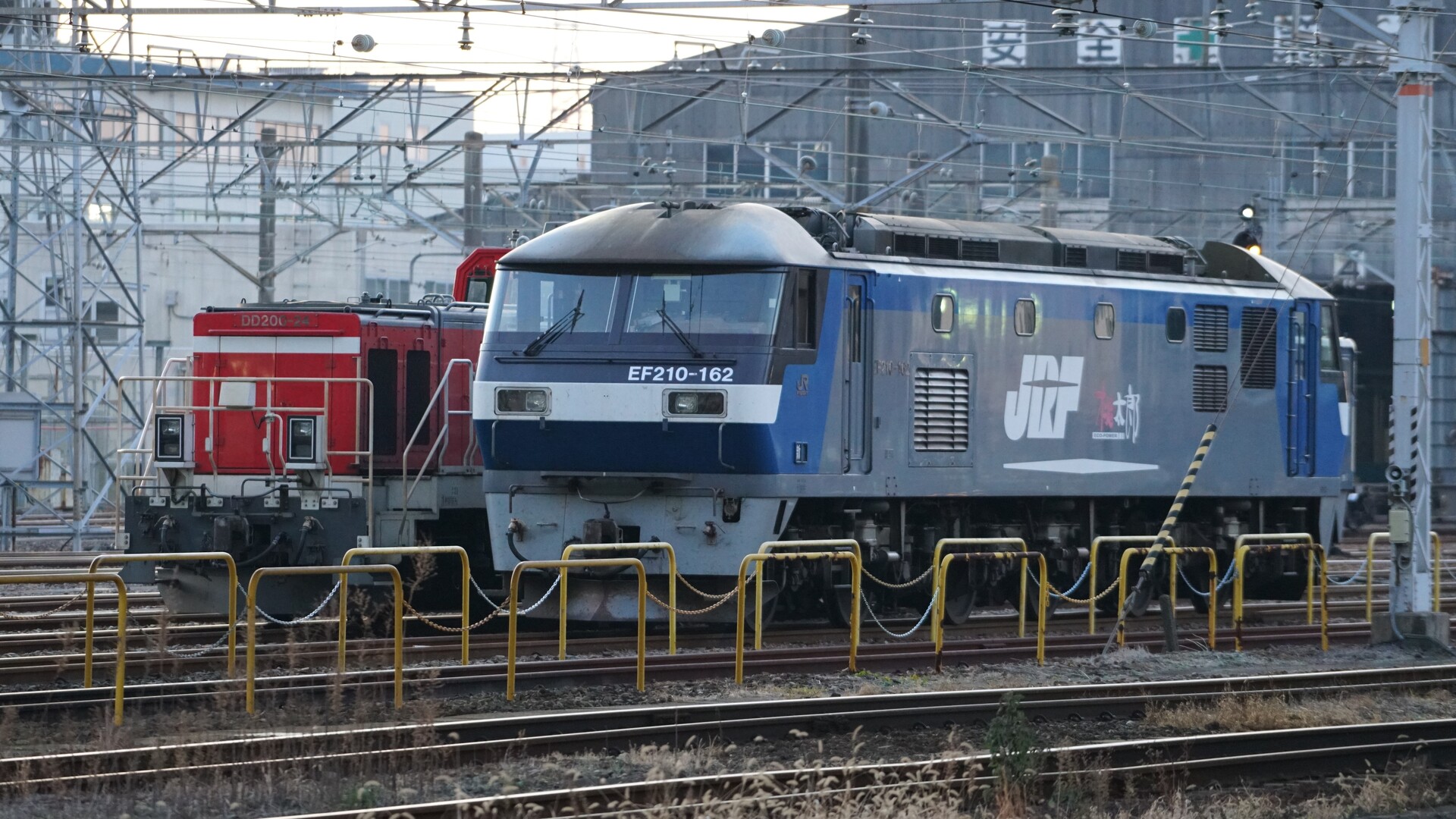 2025年1月22日 今朝の写真 EF510-16と503 : Rail Scope