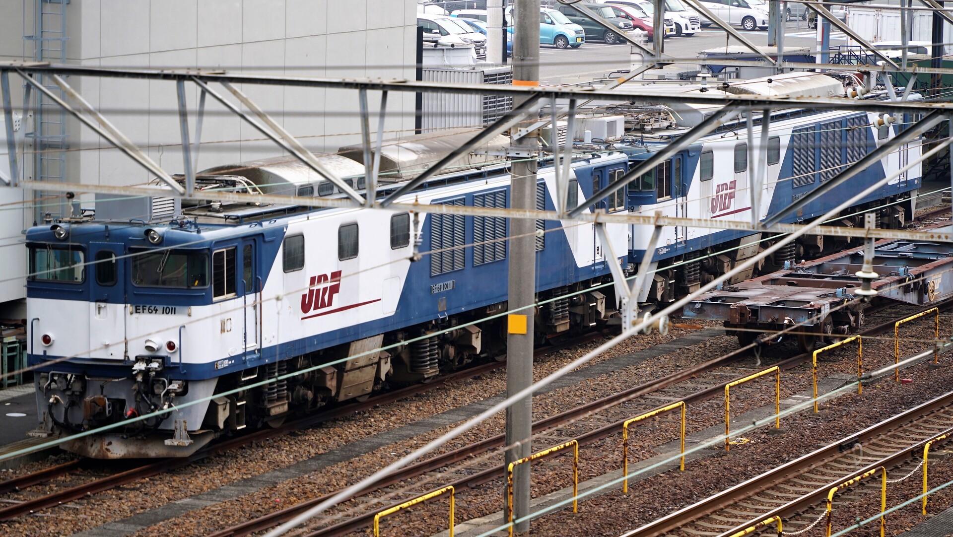 2023年3月10 今朝の写真 EF510-19とDF200-216 : Rail Scope