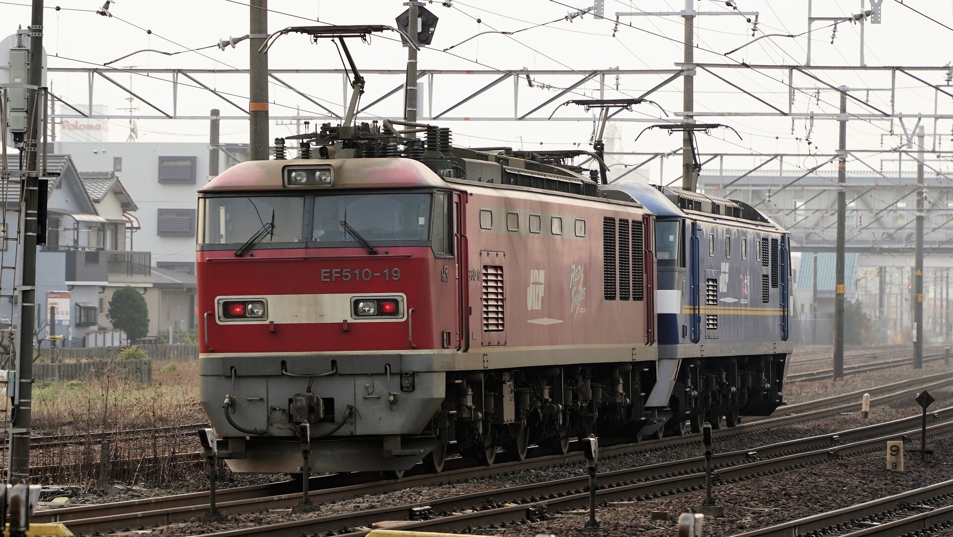 2023年3月10 今朝の写真 EF510-19とDF200-216 : Rail Scope