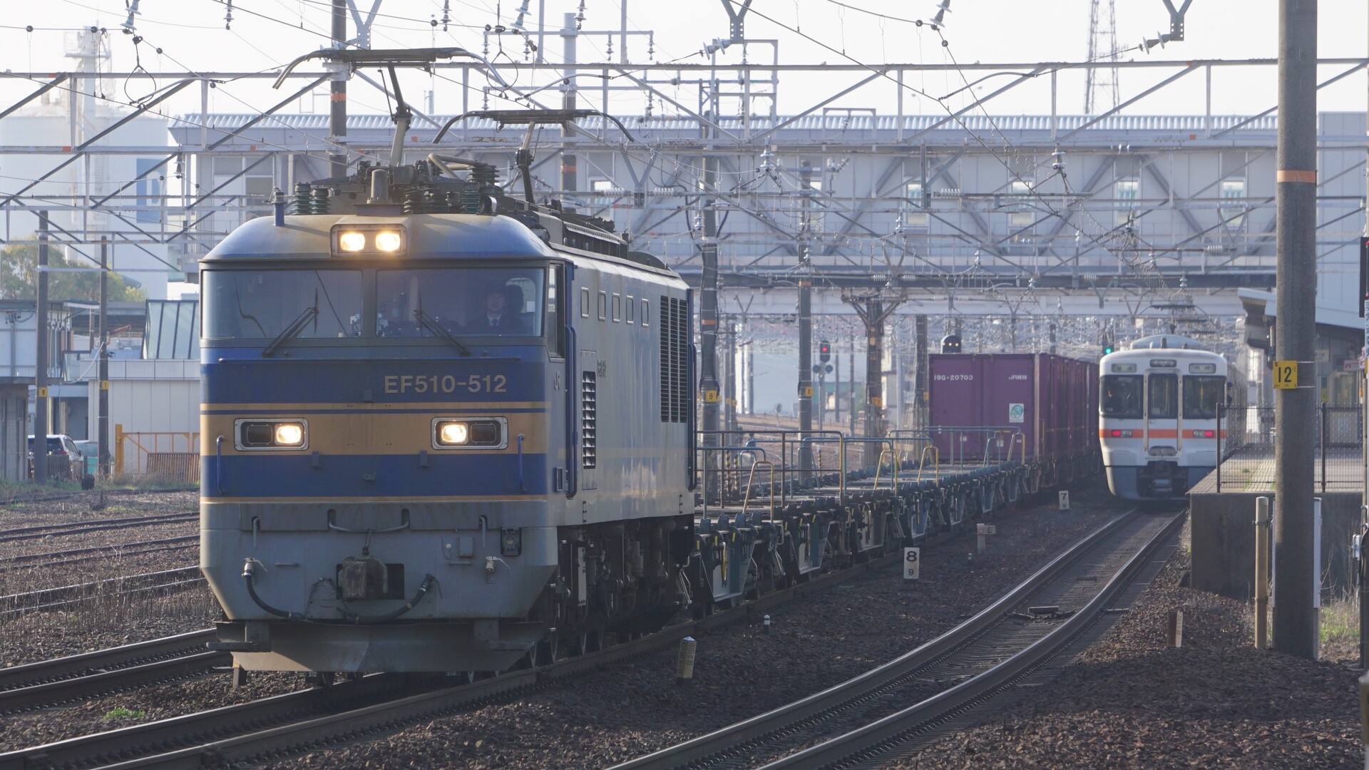 2024年4月2日 今朝の写真 EF66-127とEF510-512 : Rail Scope
