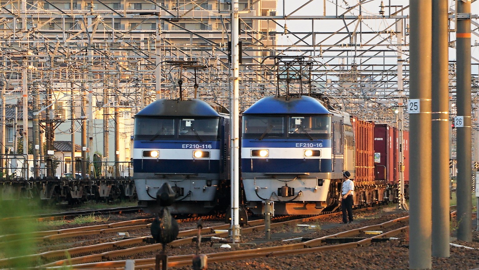 2023年8月20日 今朝の写真 EF66-130＋EF210-16 : Rail Scope