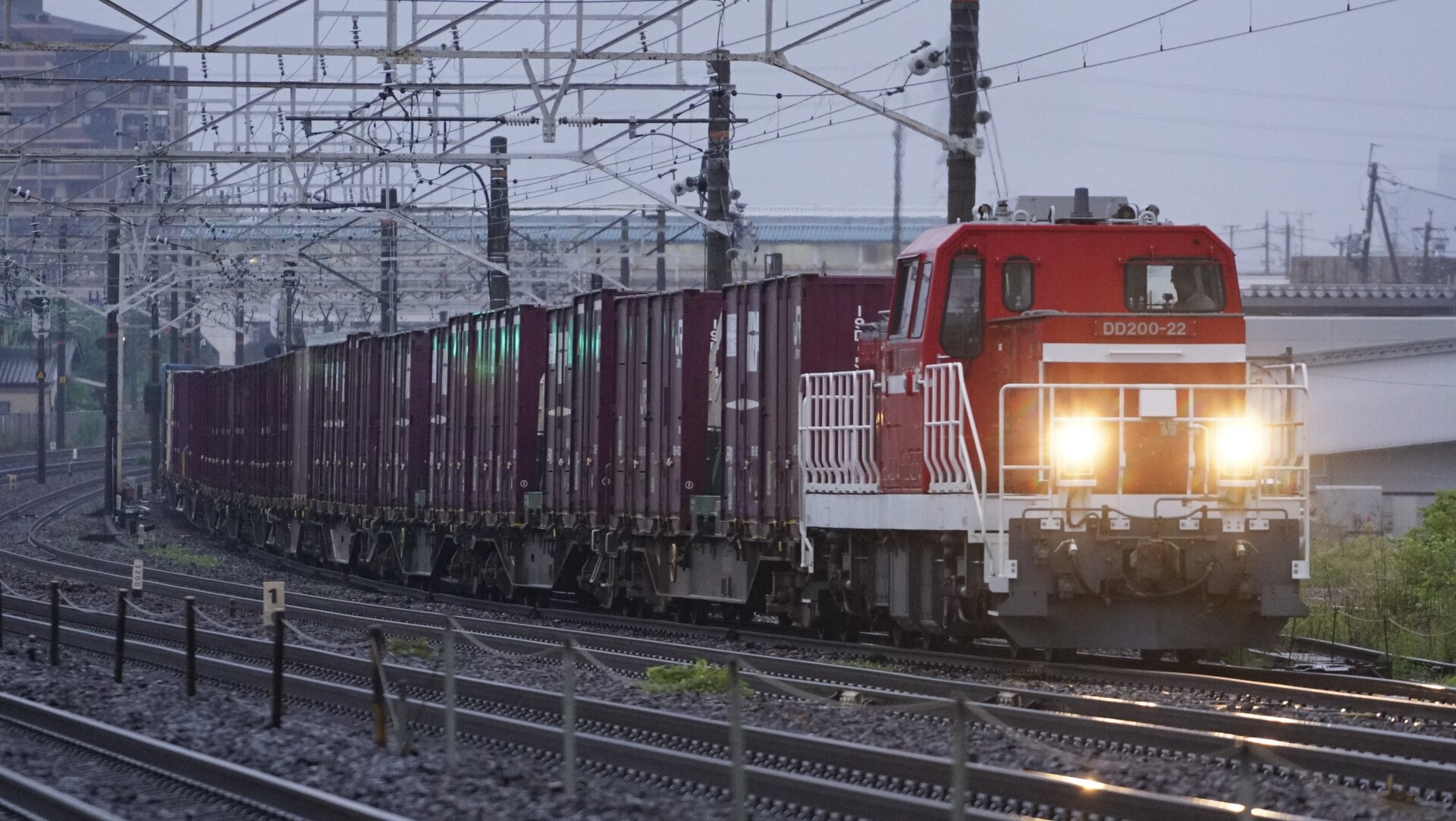 2025年5月17日 今朝の写真 DD200-22 2083レ : Rail Scope