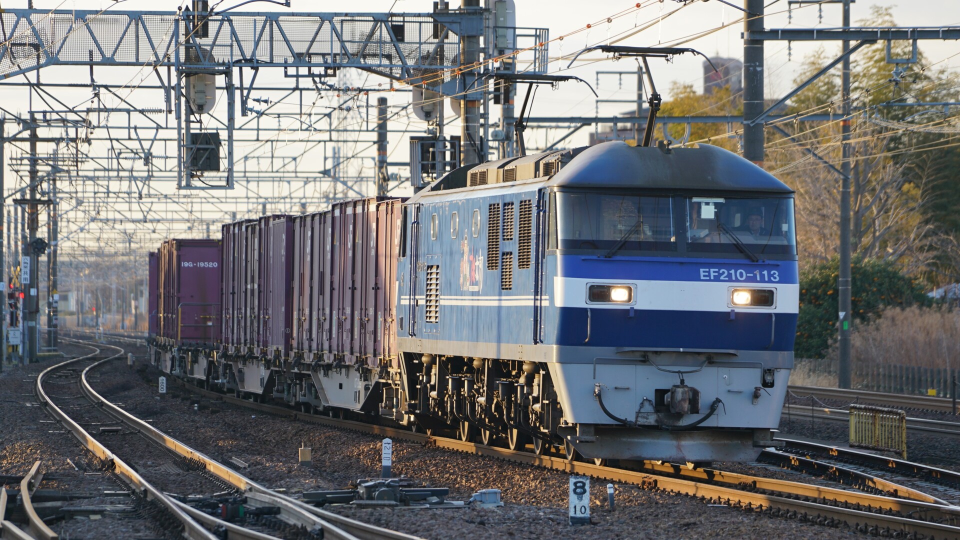 2025年2月14日 今朝の写真 EF510-13と222 : Rail Scope