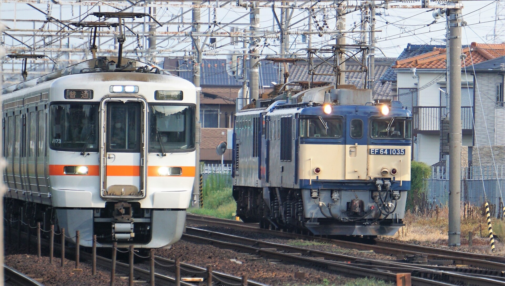 2022年9月13日 今朝の写真 EF64-1035＋EF510-502 : Rail Scope
