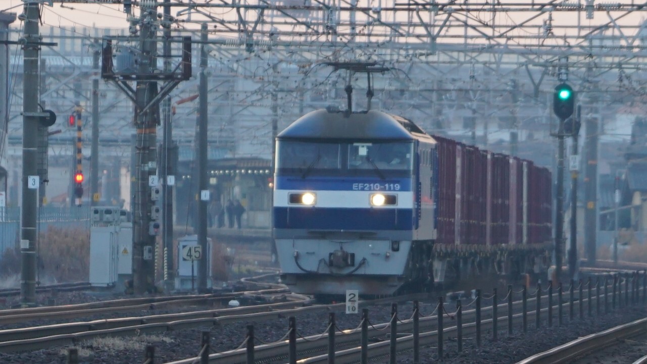 2025年1月14日 今朝の写真 EF510-3と11 : Rail Scope