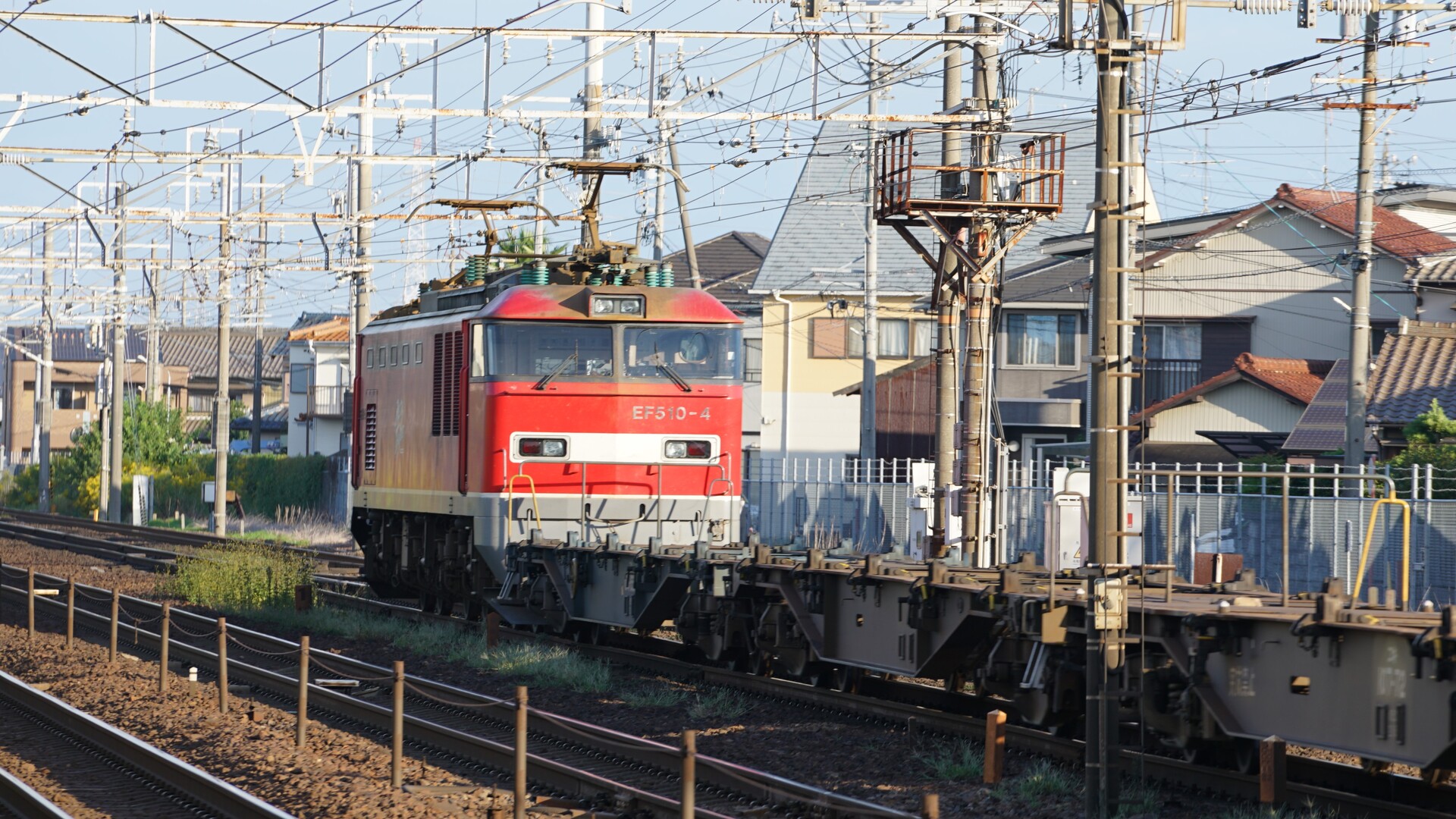 2024年10月21日 今朝の写真 EF64-1046とEF510-4 : Rail Scope