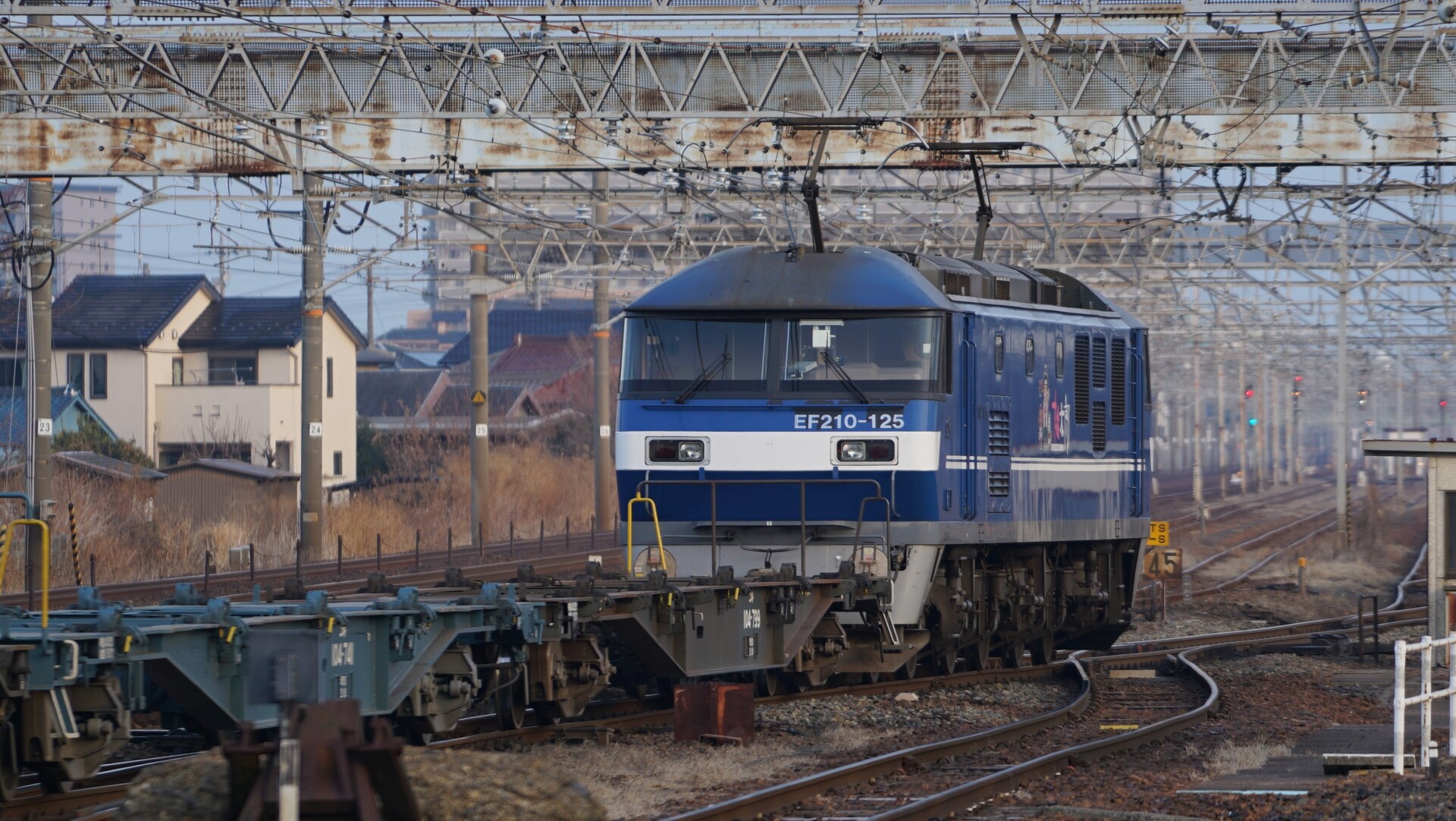 2025年2月27日 今朝の写真 ピカピカのEF210-367 : Rail Scope