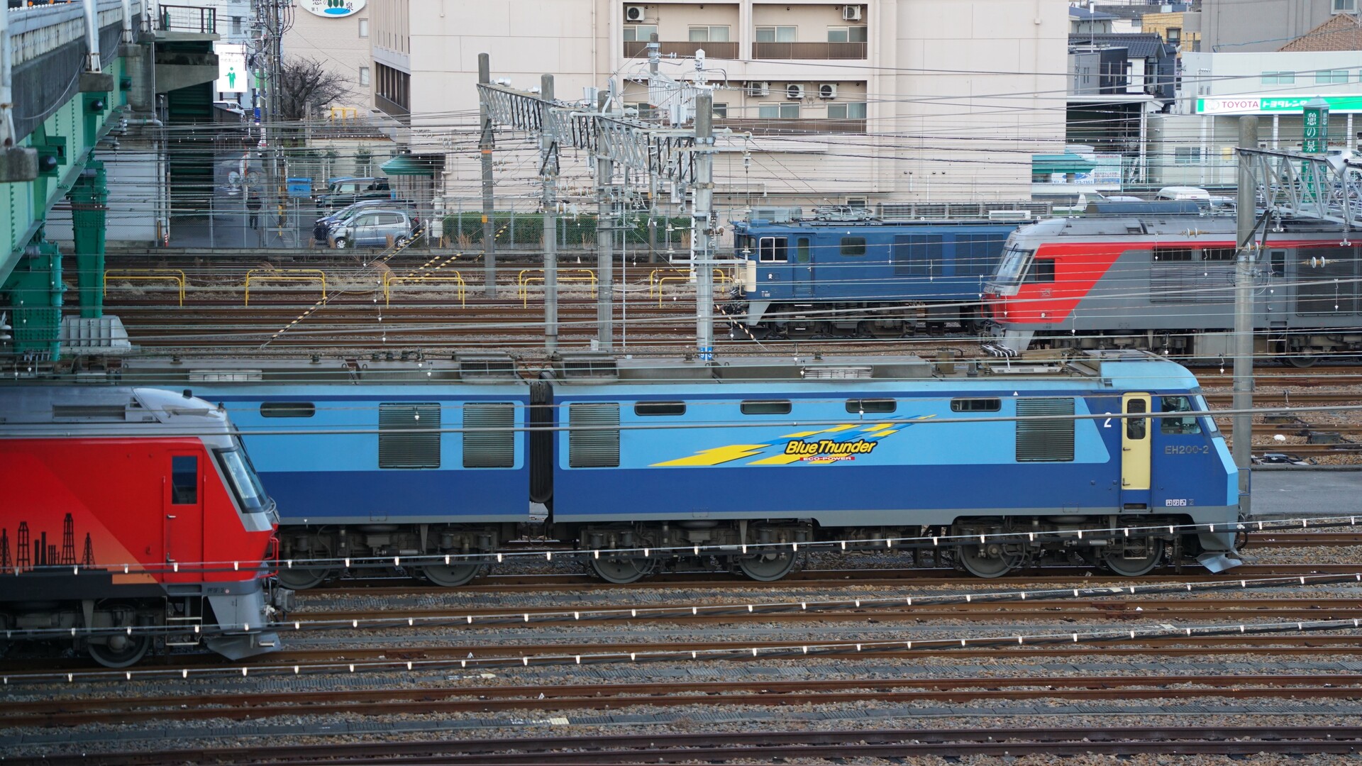 2024年2月16日 今朝の写真 EF66-122とDF200-207 : Rail Scope