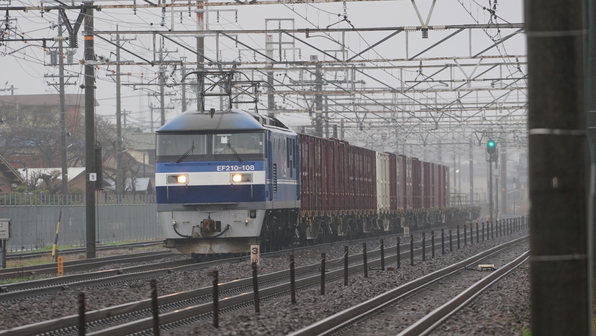 2025年3月28日 今朝の写真 EF210-108 : Rail Scope