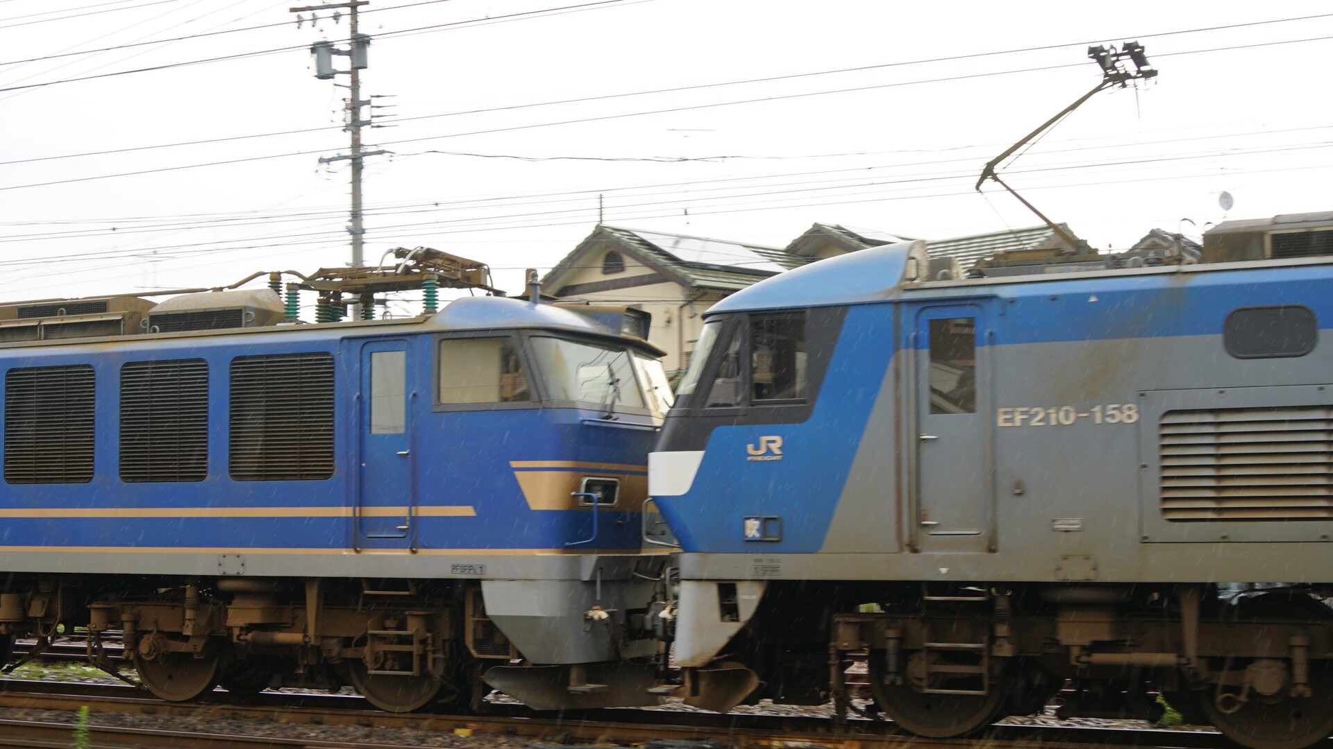 2024年7月17日 今朝の写真 EF510-6とDF200-220 : Rail Scope