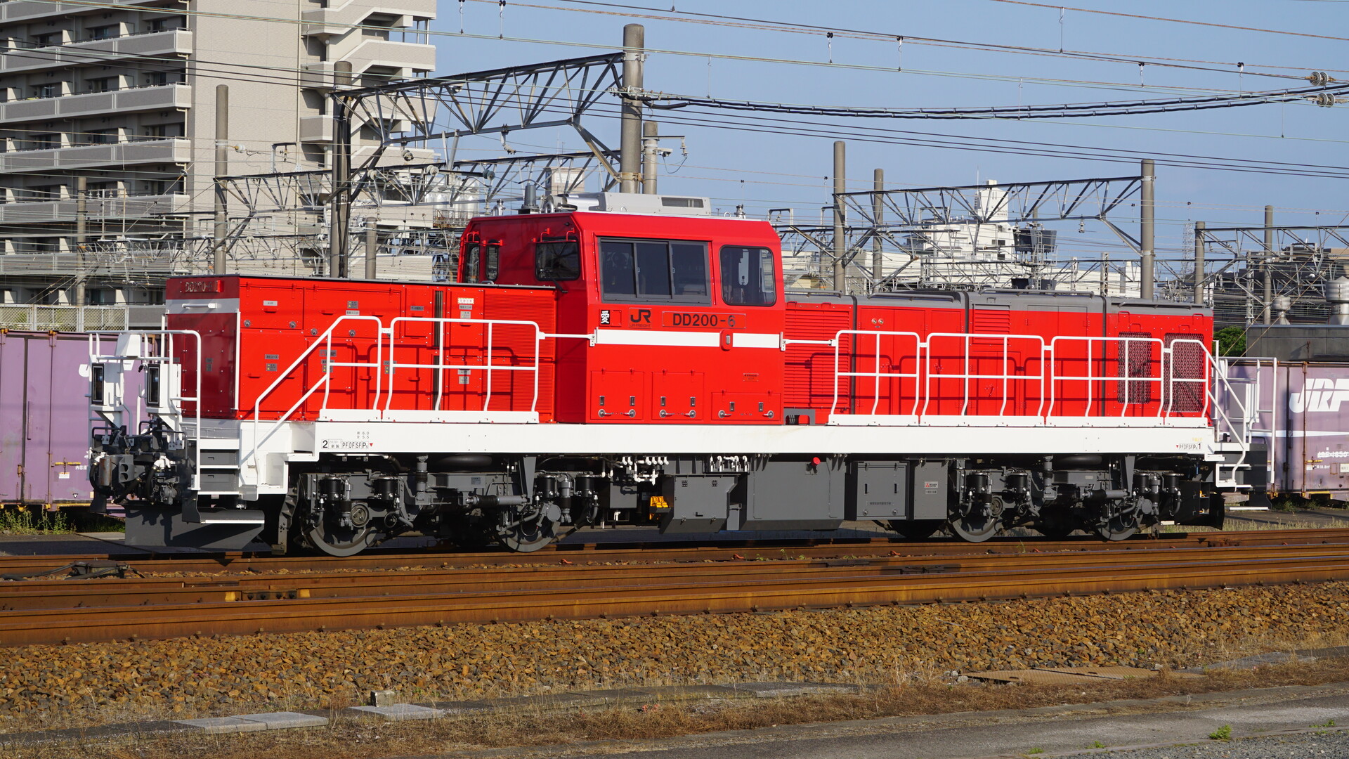 愛知機関区所属DD200 その5 DD200-6 : Rail Scope