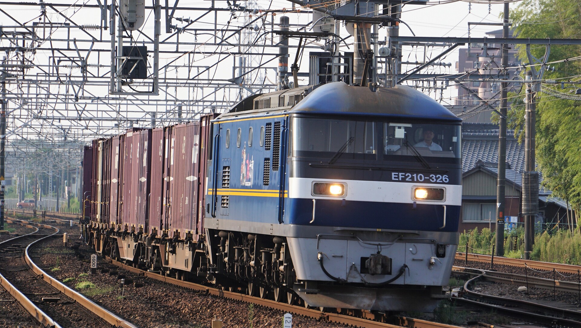 2022年9月13日 今朝の写真 EF64-1035＋EF510-502 : Rail Scope