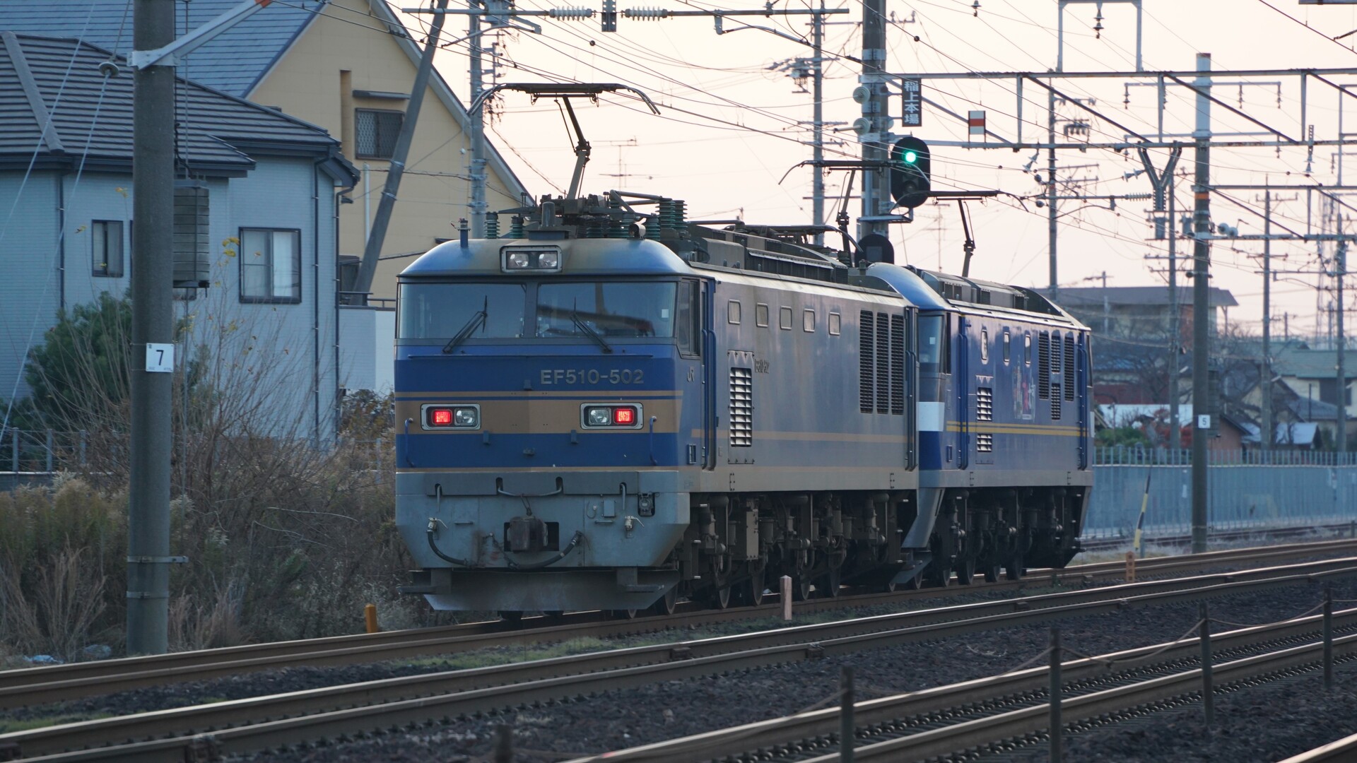 2025年1月7日 今朝の写真 EF510-502と11 : Rail Scope