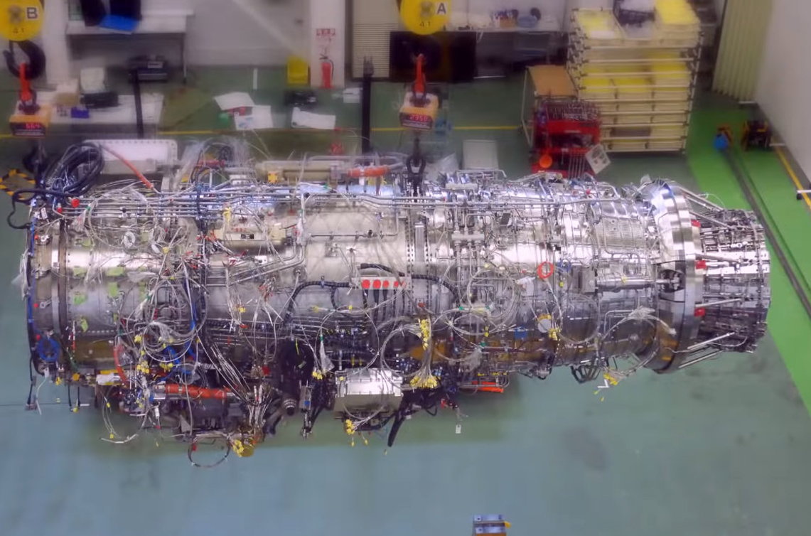 河野防衛相、次期戦闘機用エンジン『XF9-1』視察 : ZAPZAP！ 世界の面白いニュース