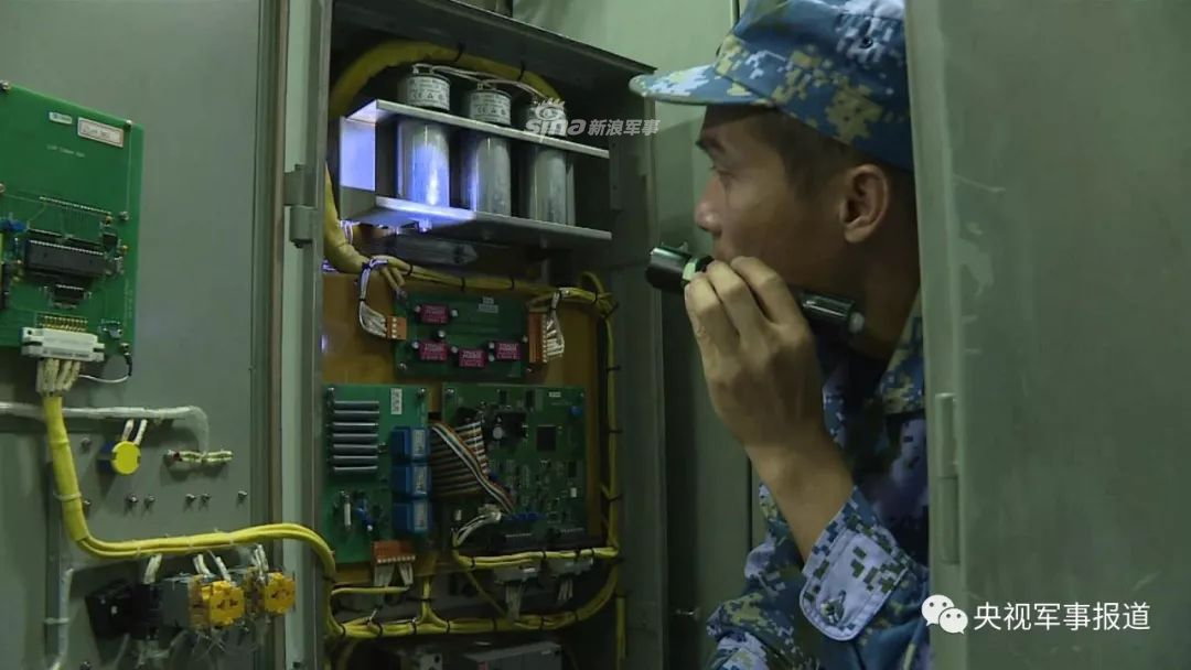 中国海軍の039A型潜水艦、新たな内部写真公開 : ZAPZAP！ 世界の面白いニュース