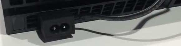 PS4で3.5インチHDDを利用可能にする「NYKO DATA BANK」が日本国内でも購入可能に！セット方法も詳しく紹介！：ゲームれぼりゅー速報